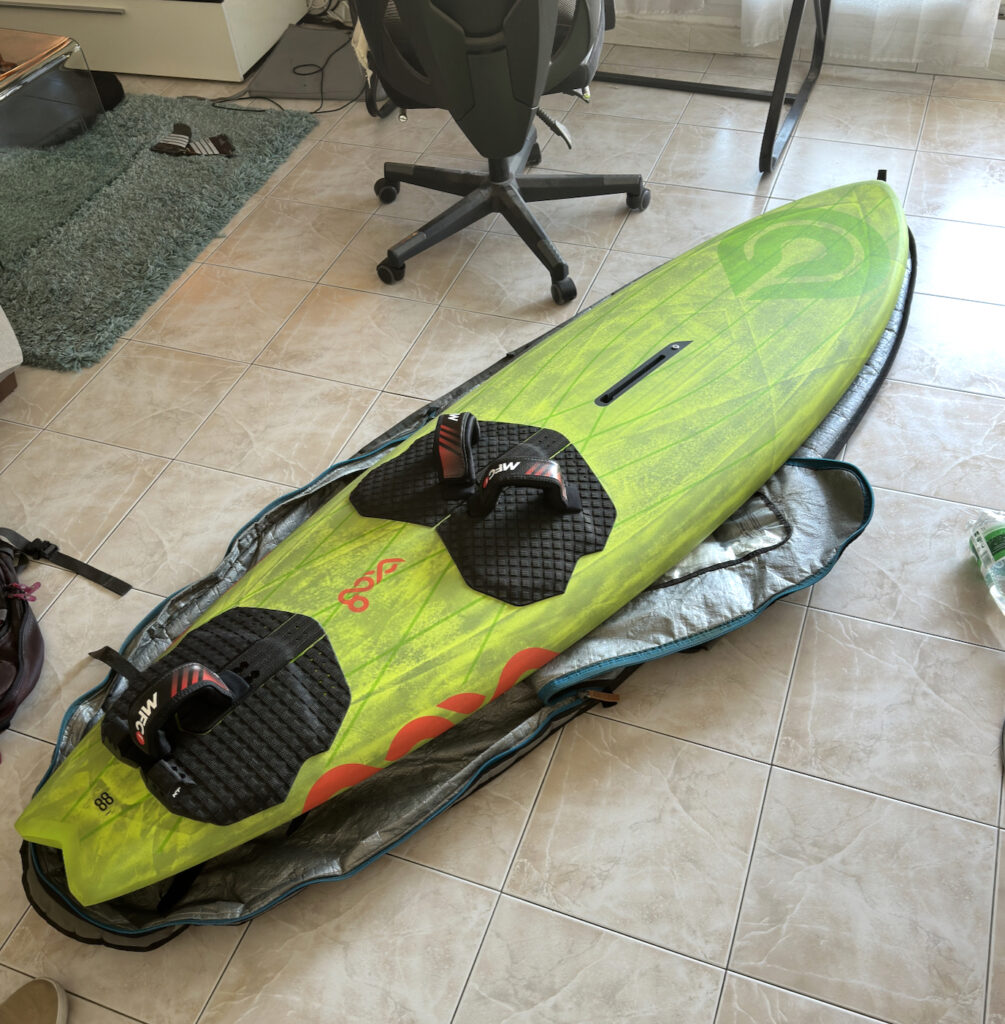 Goya Windsurfing - Boards - Custom Quad 8 Pro Carbon